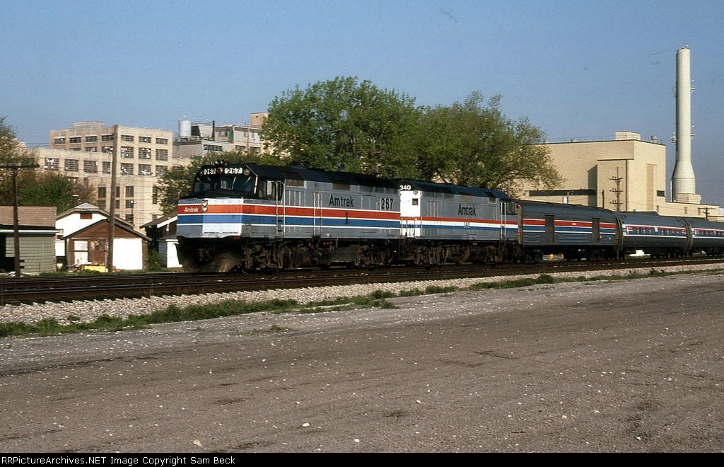 AMTK 267 and 340 on the Tulip Train